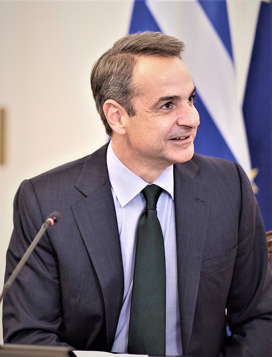 ΧΑΙΡΕΤΙΣΜΟΣ ΠΡΩΘΥΠΟΥΡΓΟΥ ΣΤΗΝ ΠΑΡΟΥΣΙΑΣΗ ΤΟΥ ΒΙΒΛΙΟΥ *Η ΕΛΛΗΝΙΚΗ ...