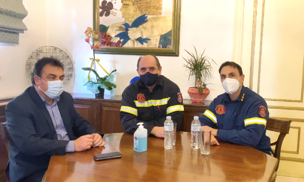 ΤΟΝ ΔΗΜΑΡΧΟ ΠΥΡΓΟΥ ΕΠΙΣΚΕΦΘΗΚΕ Η ΝΕΑ ΗΓΕΣΙΑ ΤΟΥ ΠΥΡΟΣΒΕΣΤΙΚΟΥ ΣΩΜΑΤΟΣ ...