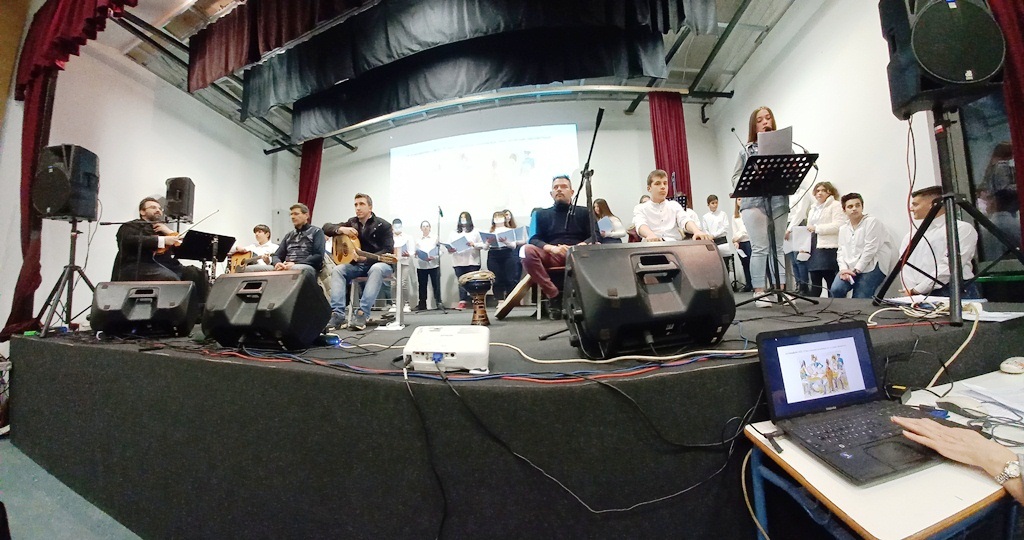 ΤΑ ΑΞΙΑ ΠΑΙΔΙΑ ΤΟΥ ΜΟΥΣΙΚΟΎ ΣΧΟΛΕΙΟΥ ΒΑΡΘΟΛΟΜΙΟΥ ΚΑΙ ΤΟ ΑΦΙΕΡΩΜΑ ΣΤΟ ...