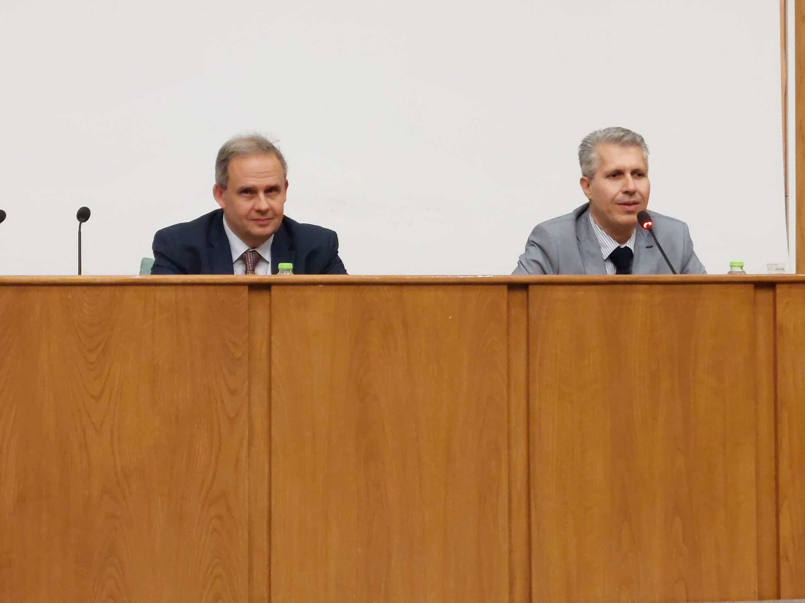 Η επιτυχής και άκρως επίκαιρη εκδήλωση στον Πύργο του ΔΣΗ για το ...