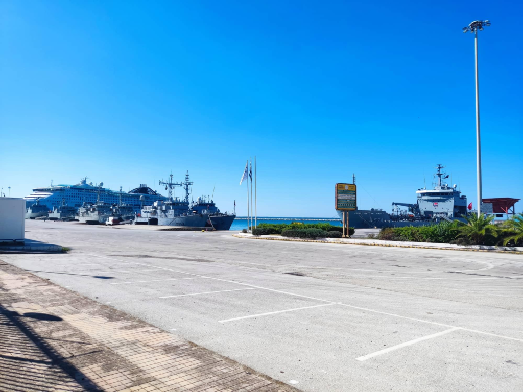 ΕΞΩ ΑΠΟ ΤΗΝ ΕΛΛΑΔΑ ΟΙ ΑΡΜΑΔΕΣ ΤΟΥ ΝΑΤΟ ΚΑΙ ΤΩΝ ΗΠΑ ΤΑ ΑΕΡΟΠΛΑΝΟΦΟΡΑ ...