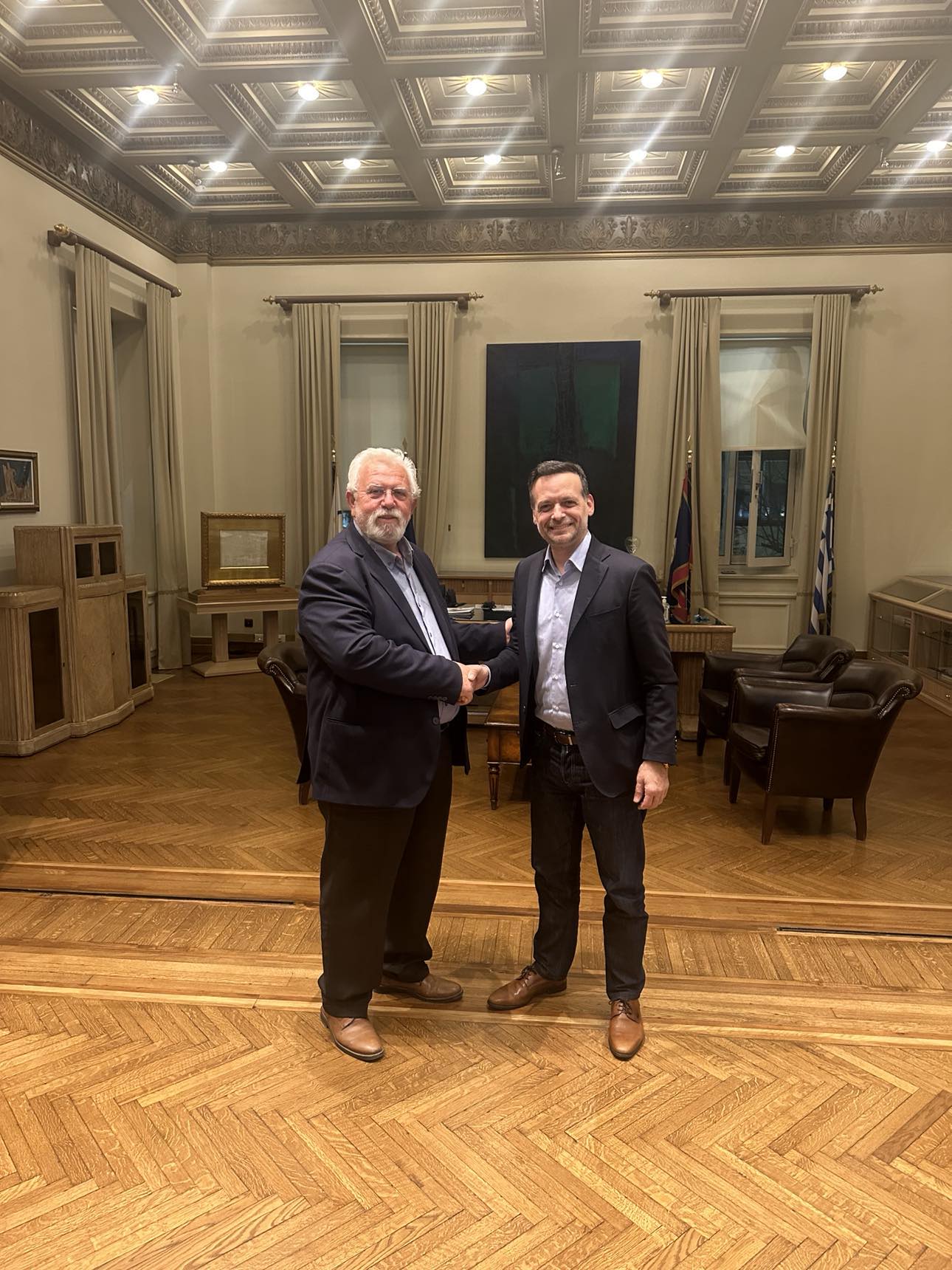 Η πρώτη επίσημη συνάντηση του Χρήστου Χριστοδουλόπουλου με το Δήμαρχο ...