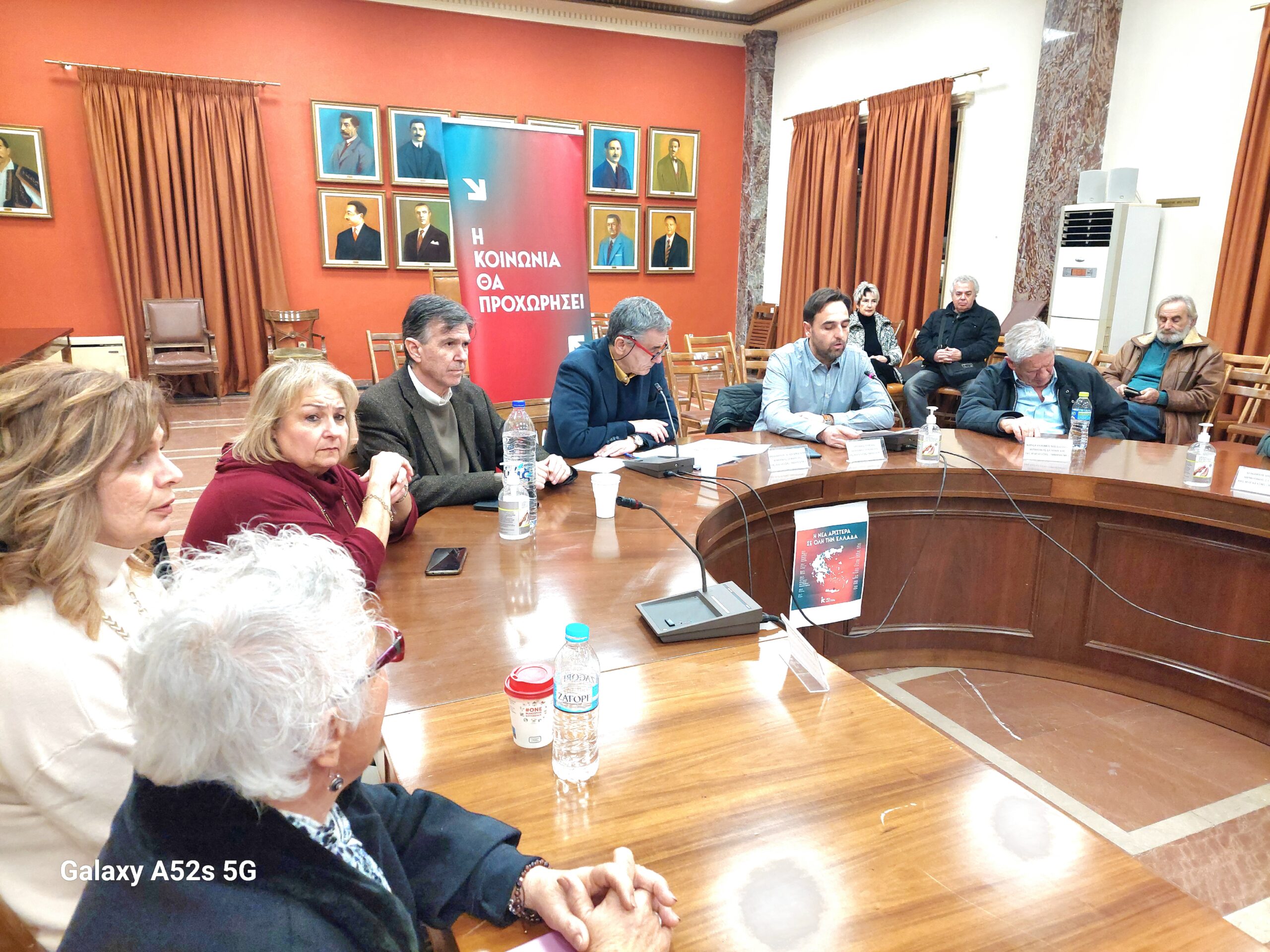 Κυβερνητισμός και Αρχηγισμός συνδεόμενα με τον λαϊκισμό επέφεραν την ...