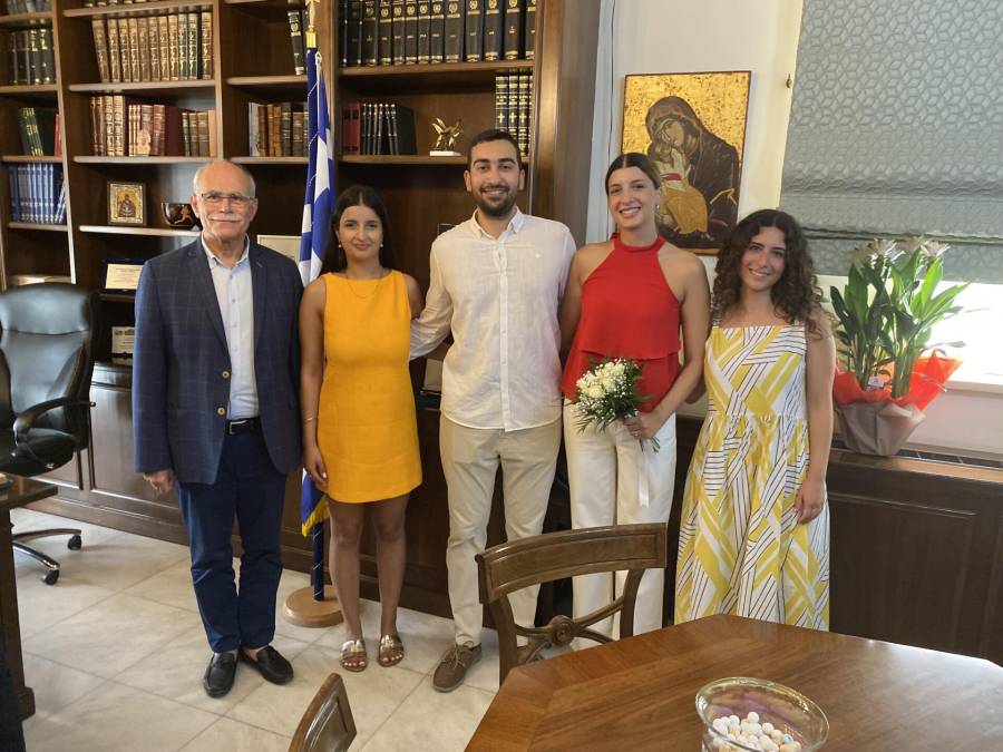 ΠΟΛΙΤΙΚΟΣ ΓΑΜΟΣ ΣΤΟΝ ΠΥΡΓΟ - ΠΥΡΓΙΩΤΟΠΟΥΛΑ ΠΑΝΤΡΕΥΤΗΚΕ ΜΕ ΤΟΥΡΚΟ ...