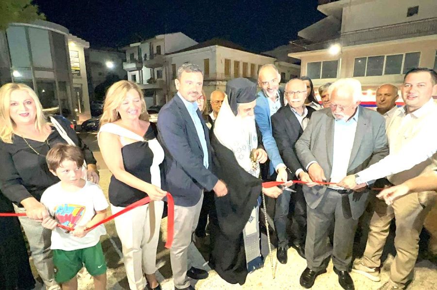 ΤΑ ΕΓΑΙΝΙΑ ΤΗΣ ΑΝΑΚΑΙΝΙΣΜΕΝΗΣ ΠΛΑΤΕΙΑΣ ΑΝΕΜΟΜΥΛΟΥ ΣΤΗΝ ΑΜΑΛΙΑΔΑ ΜΕΣΑ ΣΕ ...